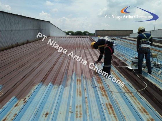 Perbaikan Atap Spandek